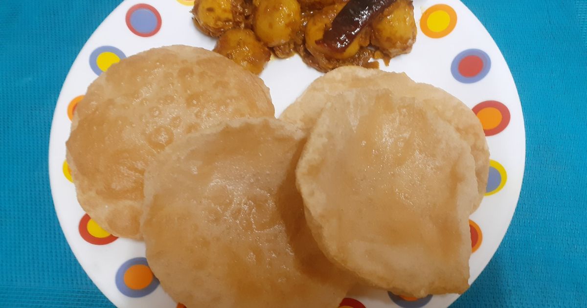 Bengali Alur Dom With Luchi (Veg Sabzi And Luchi) Recipe by Bina Samir ...