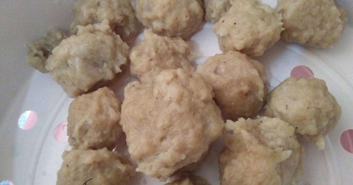 Resep Bakso ayam home made oleh Paririmbon Lena - Cookpad
