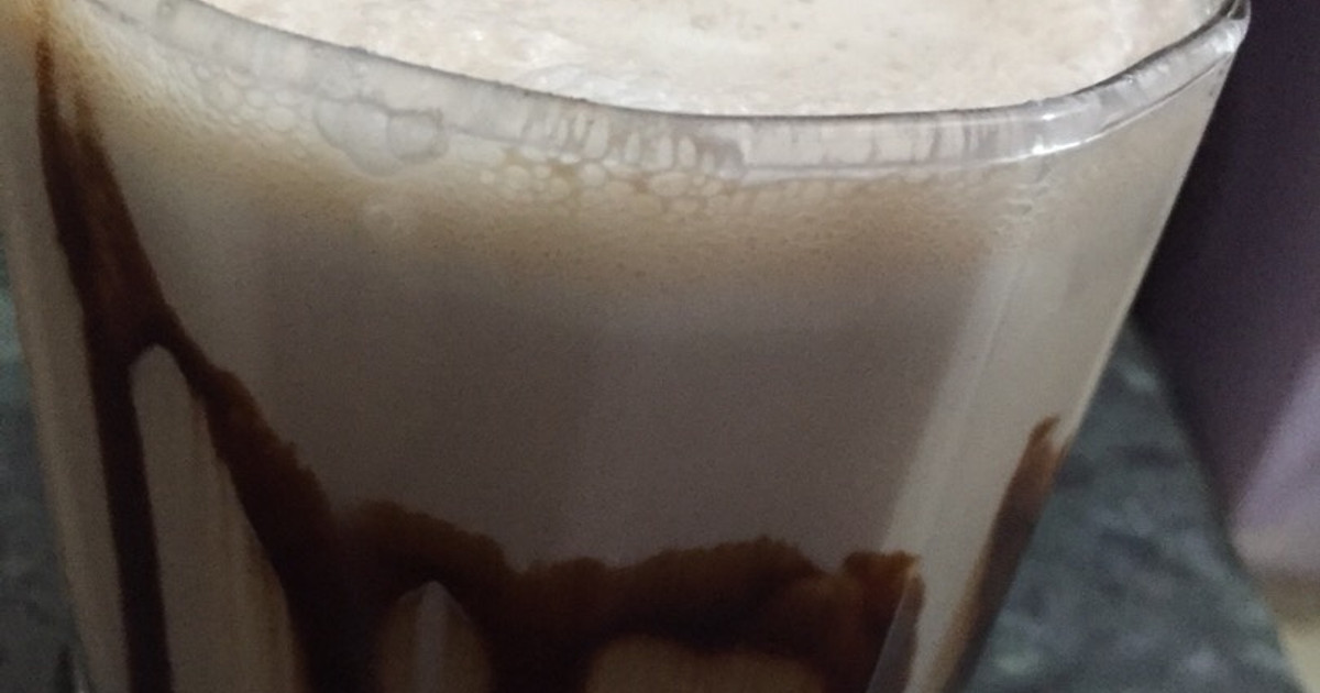 Chocolate Shake Recipe by Poonam Raheja - Cookpad