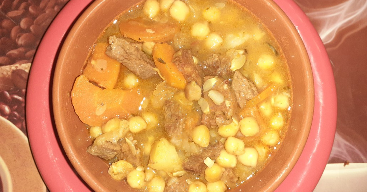 Guiso De Garbanzos Con Chorizo Colorado Y Carne Receta de Mate de Calabaza