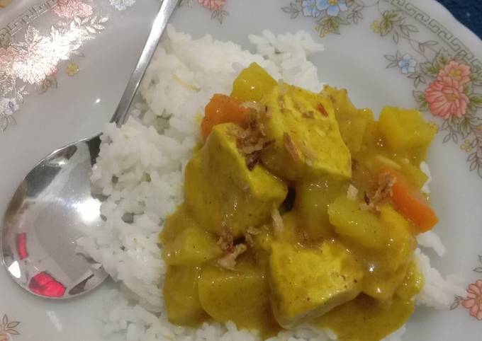 Resep Kare Jepang Tahu Susu oleh Jejak Dapur Ambu - Cookpad