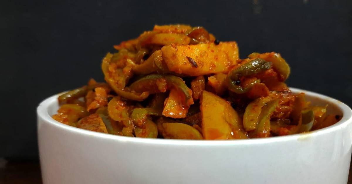 Rita Gajjar દ્વારા રેસીપી ટીંડોળા બટાકાનું શાક (Tindola Bataka Shak ...