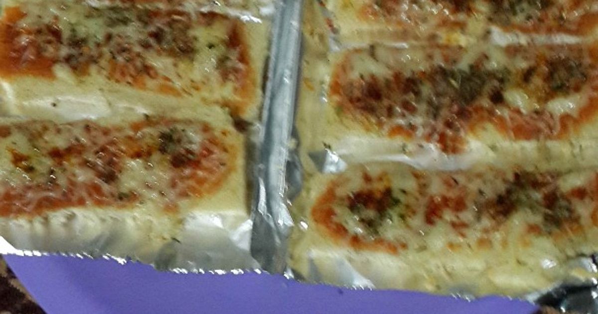 Instant Bread Stick Pizza Recipe by mina shah - Cookpad