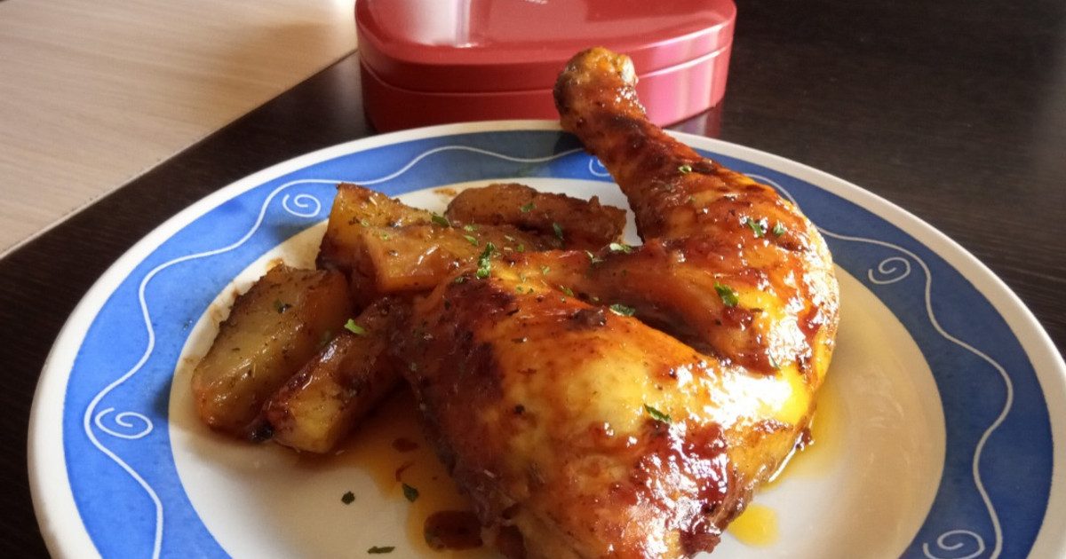 Pollo Asado Con Salsa De Humo A La Barbacoa Maple Bourbon Con Patatas A ...