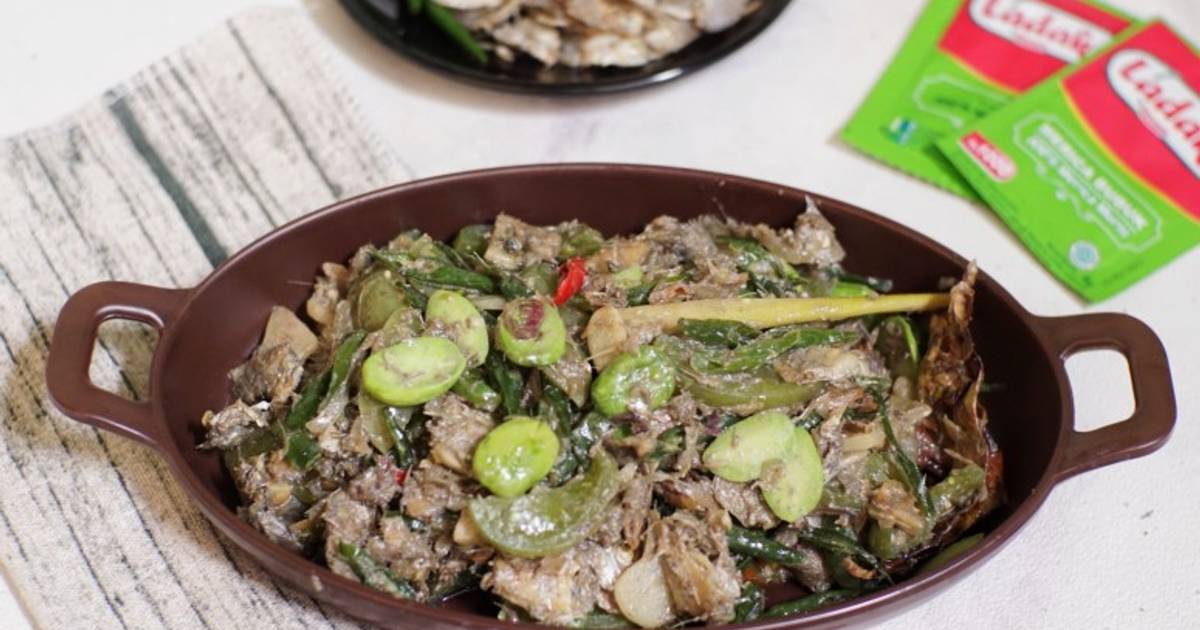 Resep #148 Tumis Ikan Petek Cabe Hijau oleh Ahyani - Cookpad