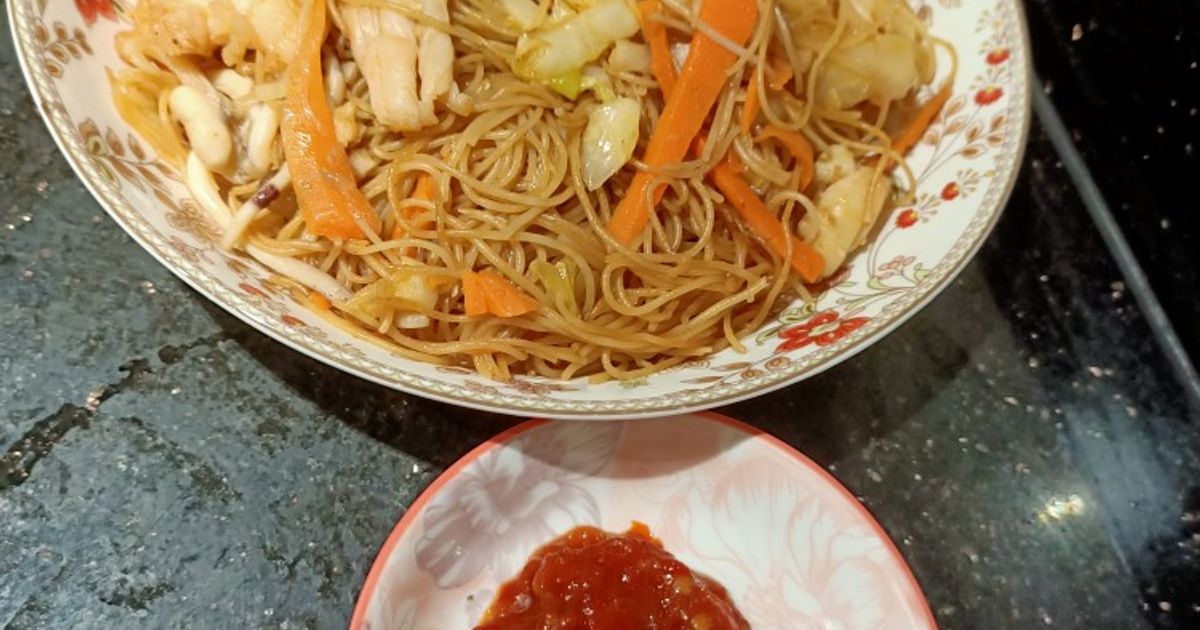 Fried Rice Vermicelli With Seafood(indonesia Style)(Jau Meifen) Recipe ...