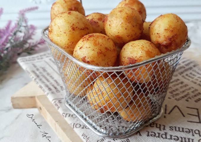 Resep Bola Bola Ubi oleh Beranda Aqlan - Cookpad