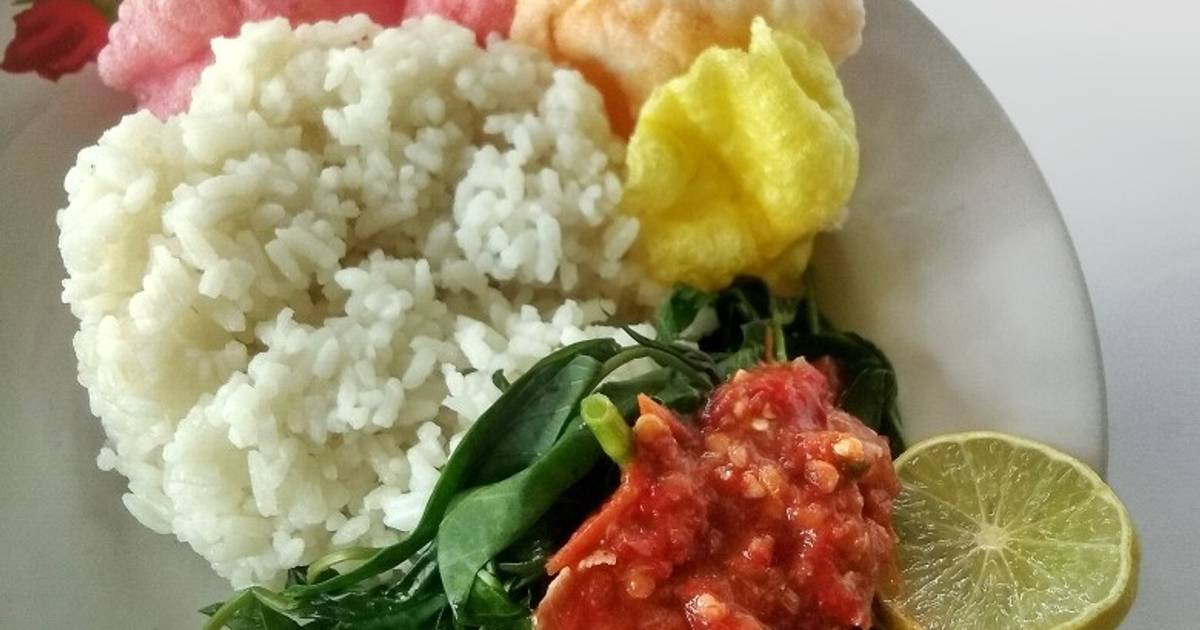 Resep Plecing Kangkung oleh Syafa Syifa - Cookpad