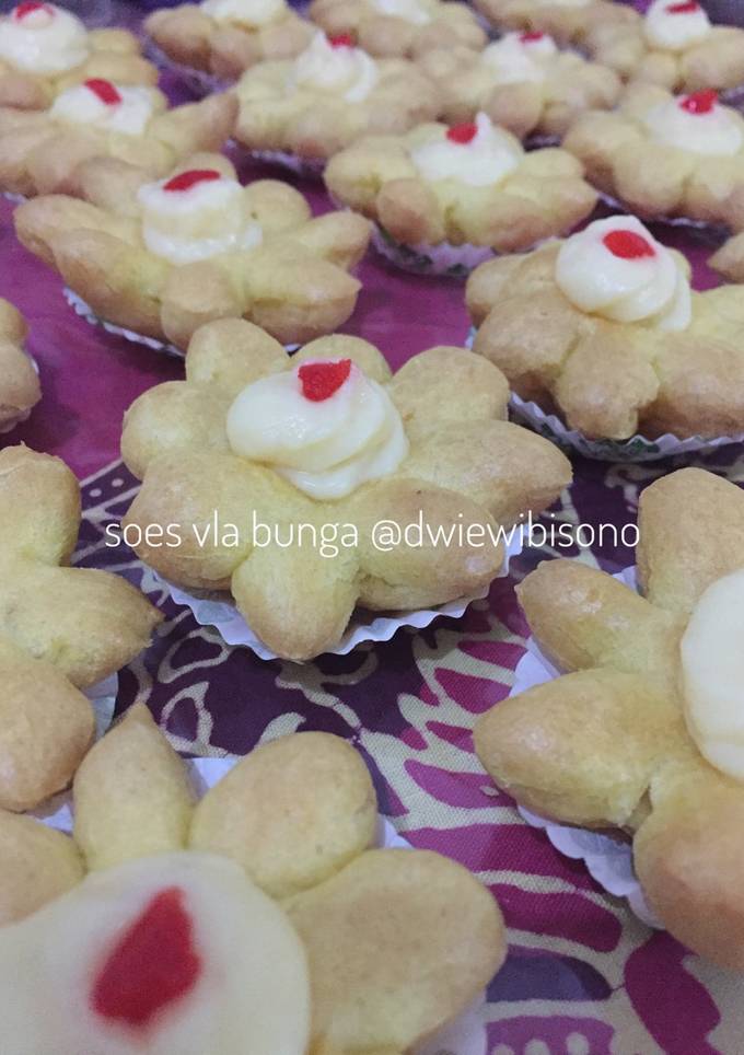 Resep 13. Kue Soes Vla Bunga oleh Dwie Wibisono - Cookpad
