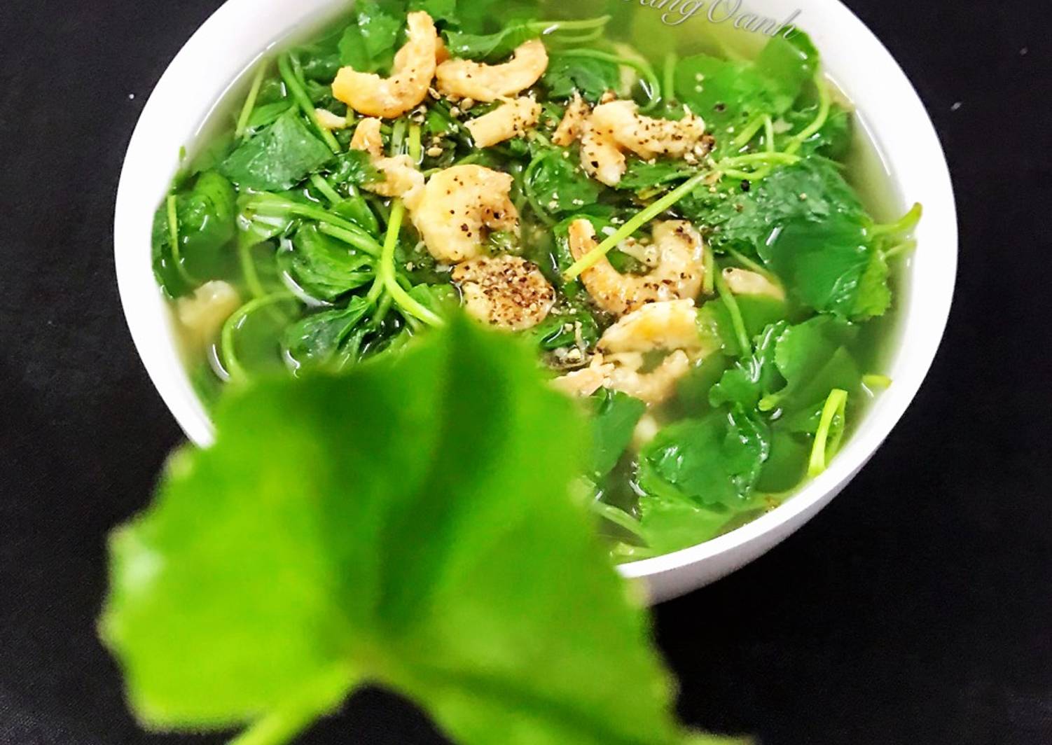 Cách Làm Món Canh Rau Má Nấu Tôm Khô của Hoàng Oanh - Cookpad