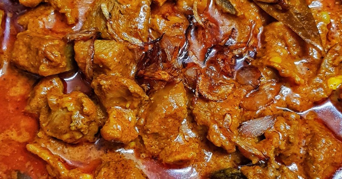 Medha Dewan বানিয়েছেন Spicy Red Mutton Rezala- কুকপ্যাড