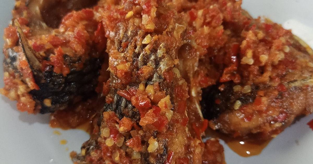 Resep Ikan mas sambal oleh Inoen Azza - Cookpad