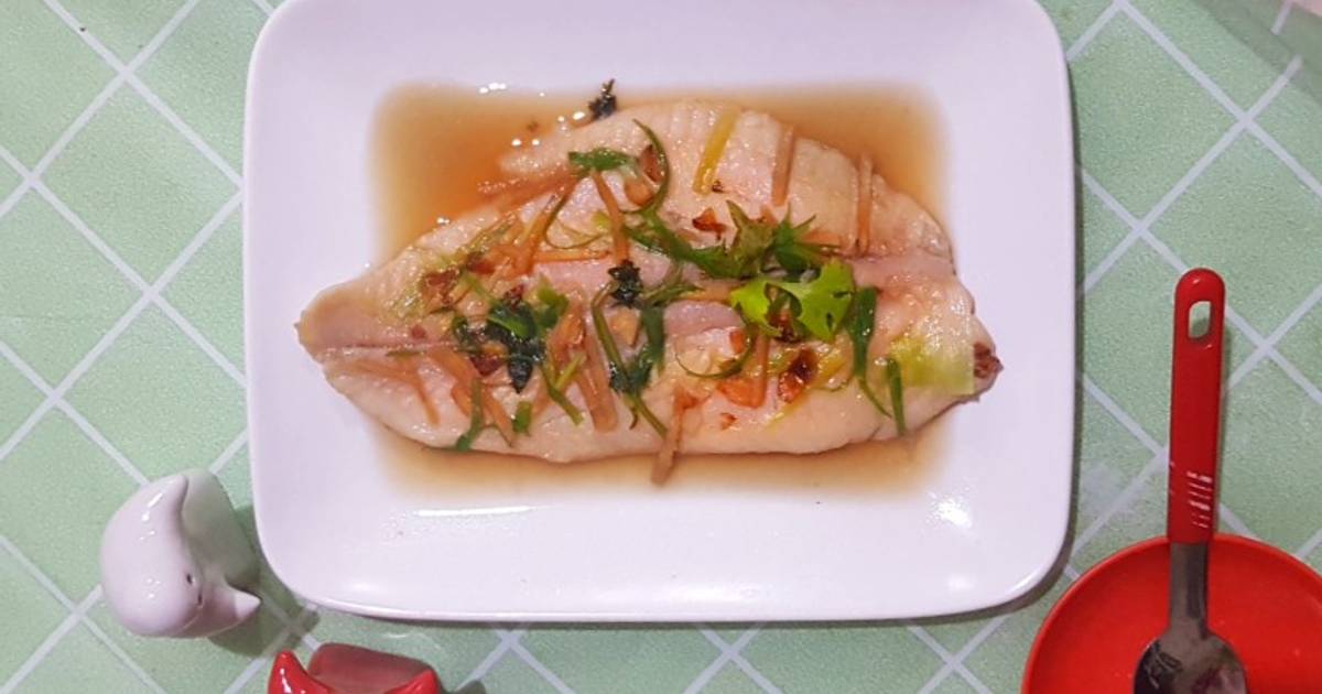 Resep Steamed Dory Fish oleh Tituk SK - Cookpad