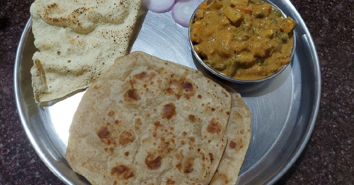 Veg Kolhapuri Sabji Recipe by Binita Patel - Cookpad