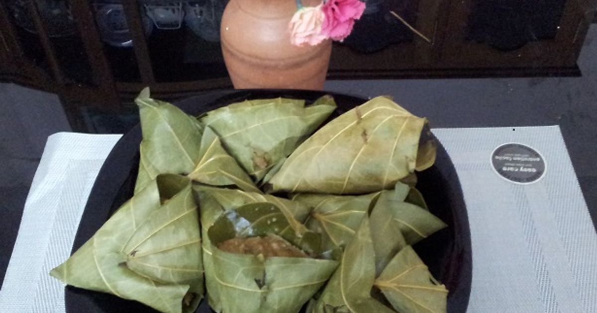 Vazhanayila Appam(jackfruit Dumblings) Recipe By Jolly Abraham