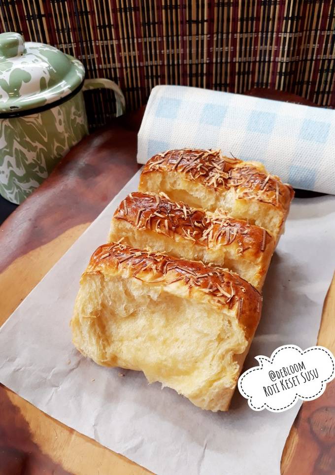 Resep 379. Roti Keset Susu Keju... Soft & Moist oleh JE deBloom - Cookpad