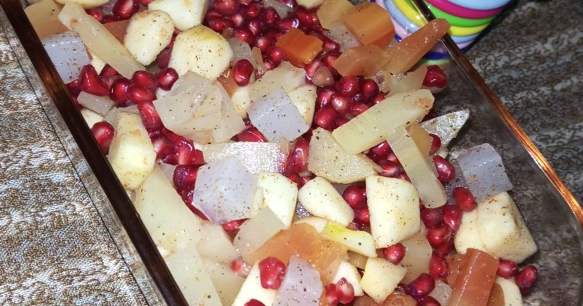 Pineapple mix chaat Recipe by Aqsa mukhtiar - Cookpad