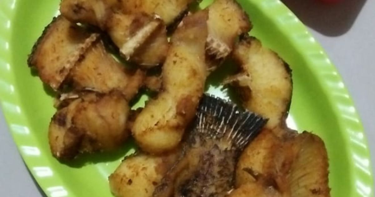 Resep 58. Ikan Gabus (Haruan) Goreng oleh Yulita Riambarwati - Cookpad