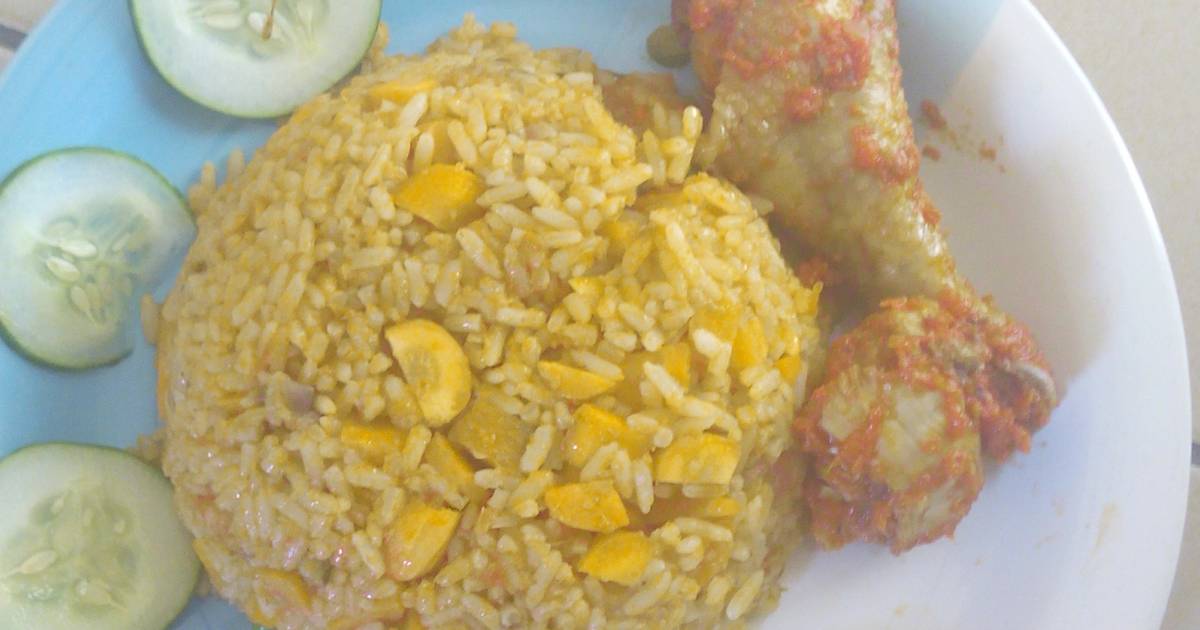 Jollof rice and chicken stew Recipe by Diana Asare - Cookpad