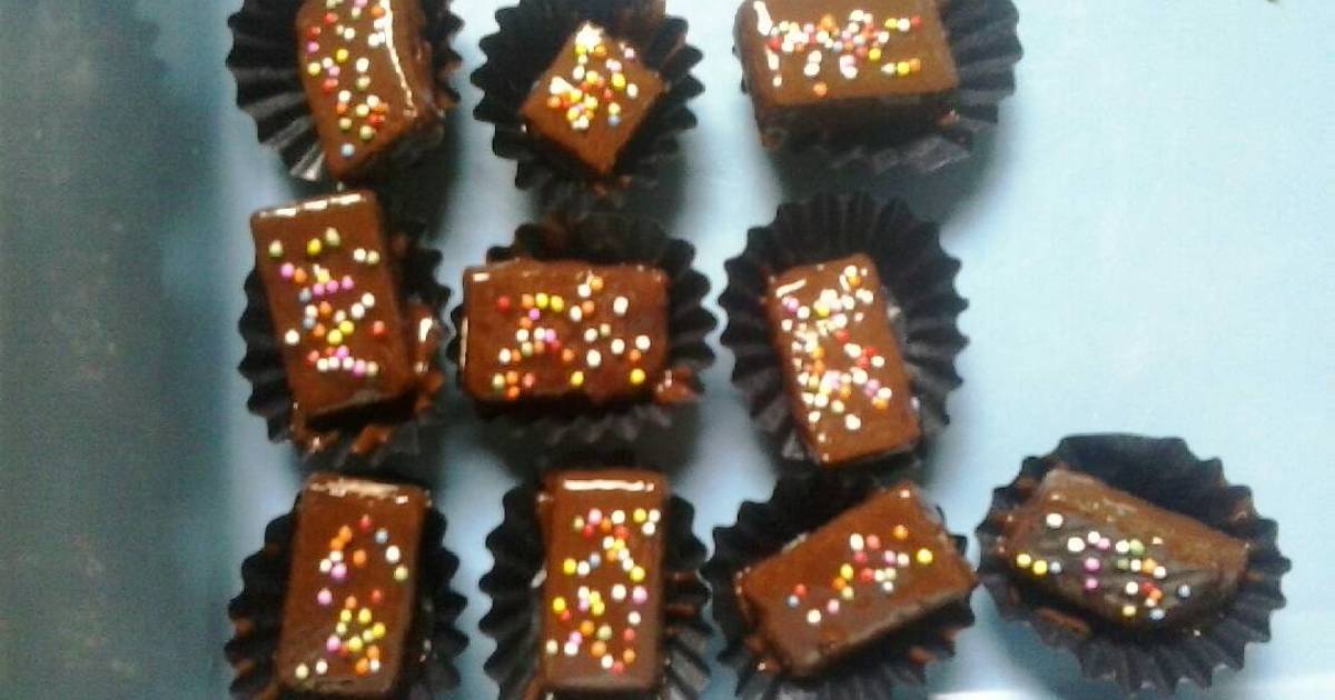 Resep Kue tango lumer cokelat sprinkle oleh Sri H. Tendiansa - Cookpad