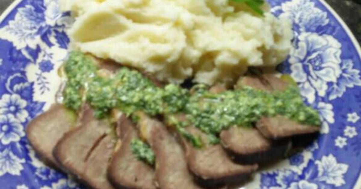 Lengua a la vinagreta con puré de papas Receta de Elizabeth Sponton ...