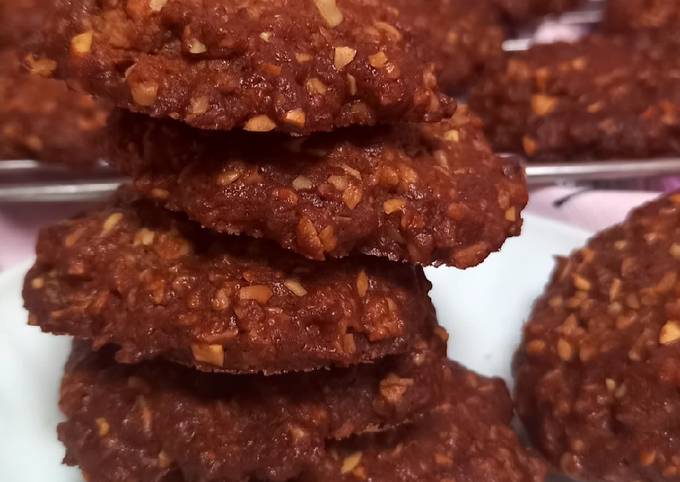 Resep Cookies Coklat Oatmeal Kacang oleh Oky Maharani - Cookpad
