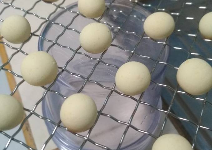 Resep Tamago Boro (Biskuit Telur dari Jepang) oleh Holif Fitriyah - Cookpad