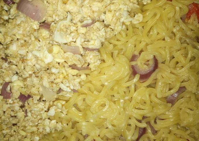 Indomie with egg Recipe by Maryam Abubakar - Cookpad