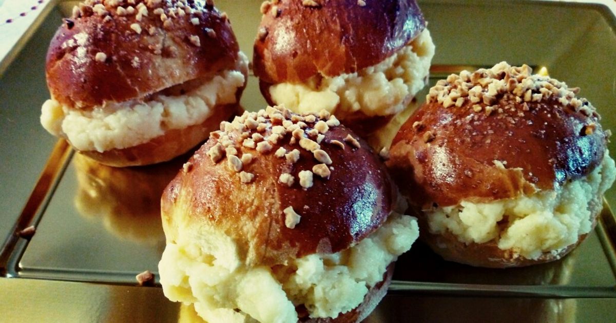 Bollitos Rellenos De Crema Pastelera Receta de Cook_and_Jud- Cookpad