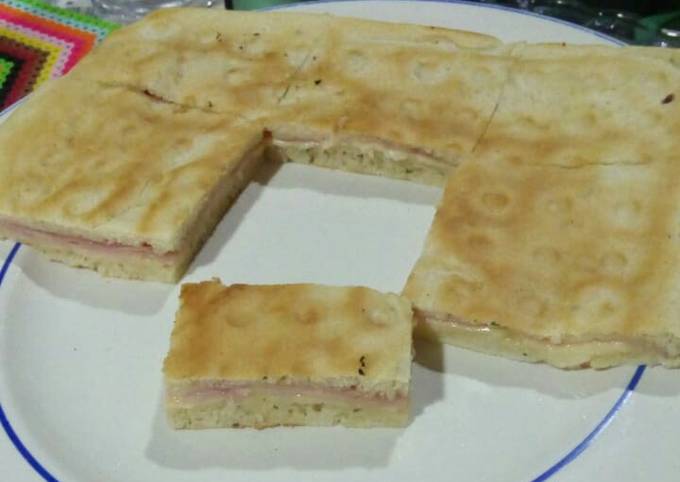 Waffles salados rellenos con jamón y queso Receta de Flor Stocker ...