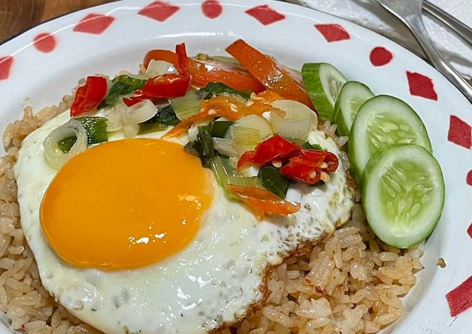 Resep Nasi Goreng Telur Ceplok Daun Bawang oleh Windri Aries | IG @windriwien - Cookpad