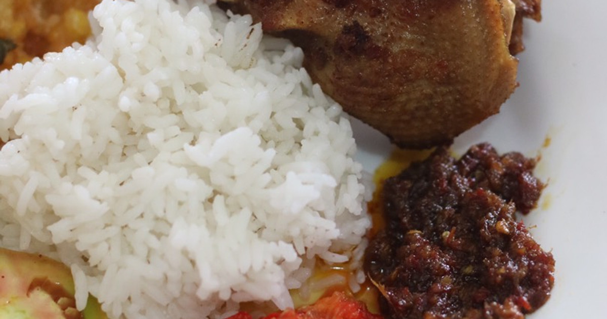 Resep Bebek Bumbu Hitam Khas Madura oleh Anis Nur Yasmine - Cookpad