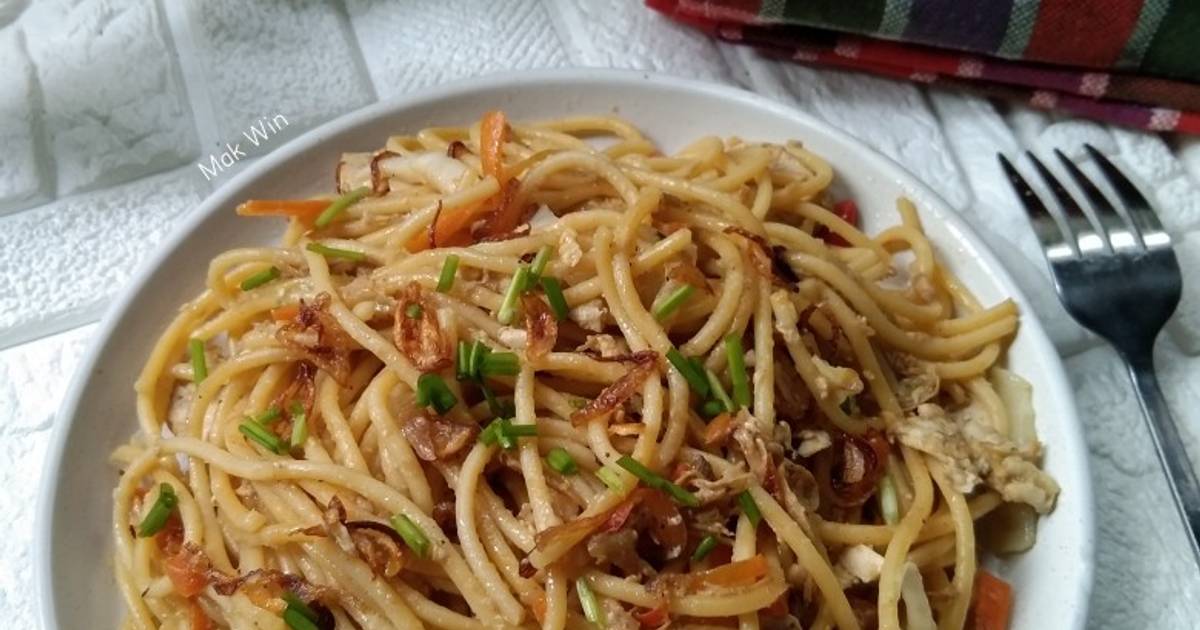 Resep Spaghetti goreng tek-tek bumbu indonesia oleh Mak Win - Cookpad