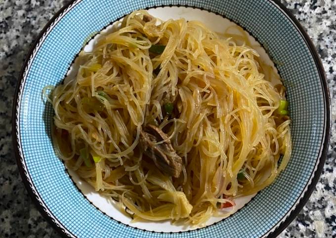 Resep Bihun goreng Jawa ala Nuha oleh Hafidlatun Nuha - Cookpad