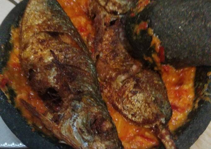 Resep Ikan Kembung Pecak Jahe oleh Lia Lailia - Cookpad