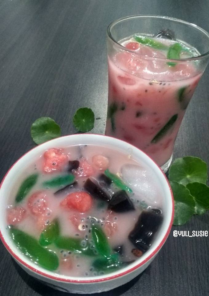 Resep Es Campur Simple oleh Yuli_susie - Cookpad