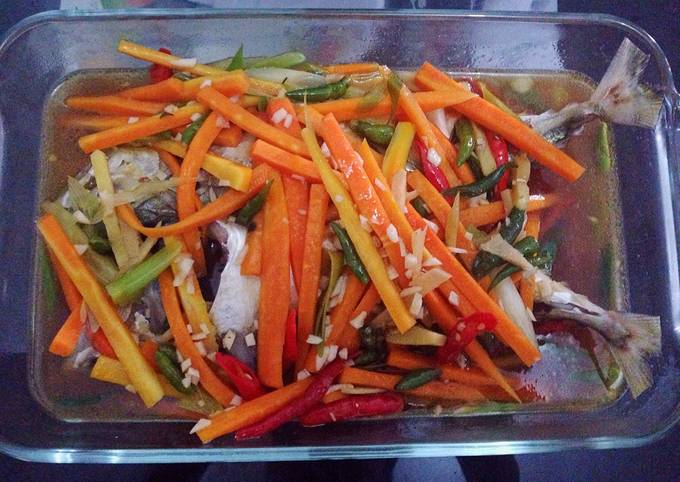 Resep Steam ikan oleh Riani evalinn - Cookpad