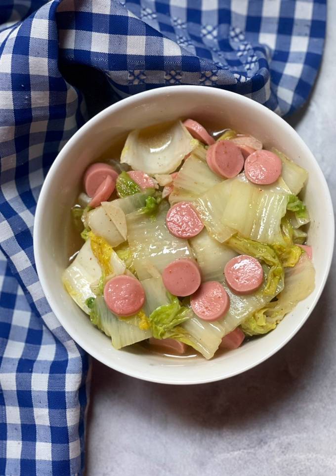 Resep Sawi putih Sosis Kecap ikan oleh Roro Woelan - Cookpad