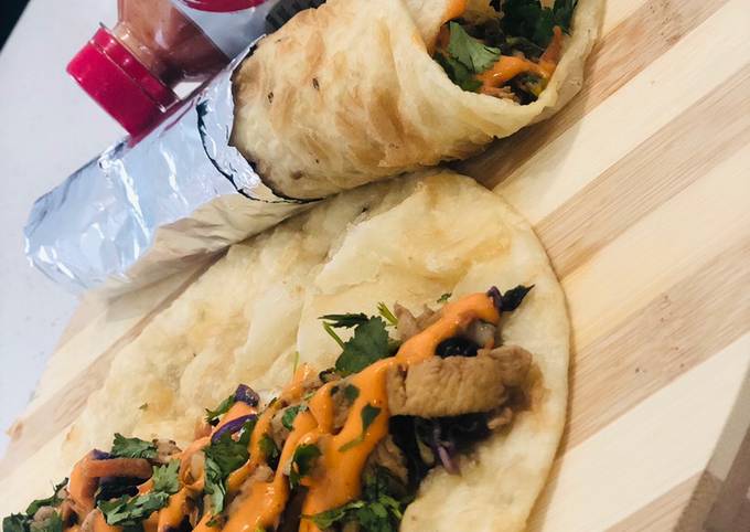 Stir fry chicken puri roll 🌯🌯🌯 Recipe by mubina b - Cookpad