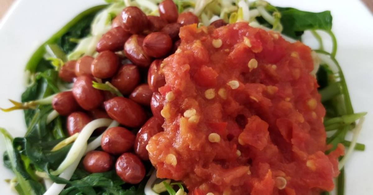 Resep Plecing Kangkung oleh Daniar - Cookpad