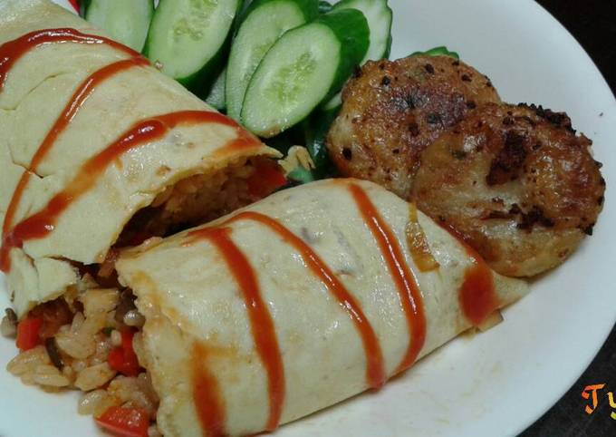 Resep Nasi goreng Omelet(OMORICE) oleh 💝Angelic💝 - Cookpad