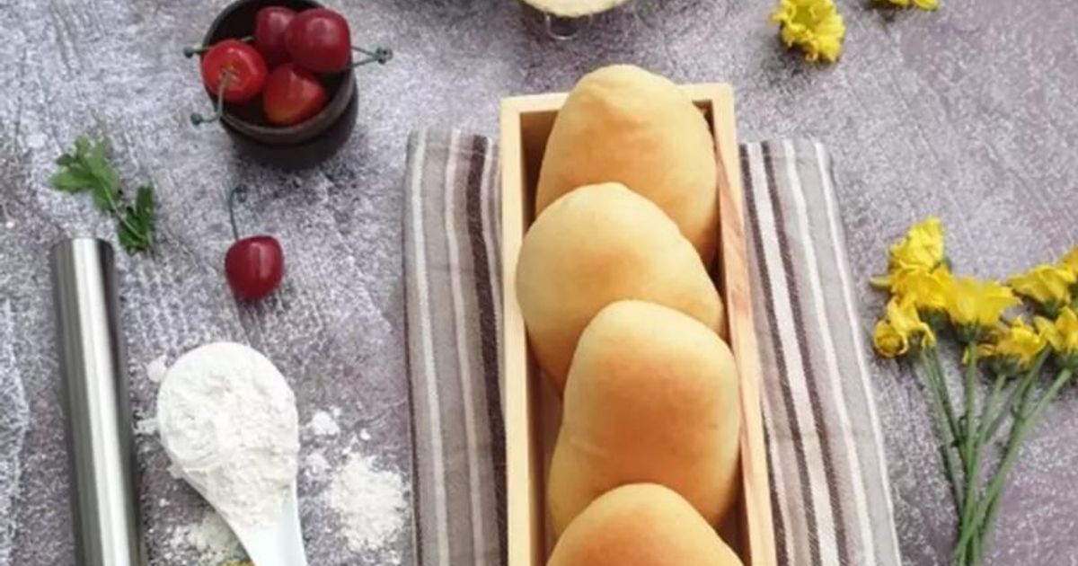 Resep Roti Isi Bakso Ayam oleh Ficha Sabrina - Cookpad