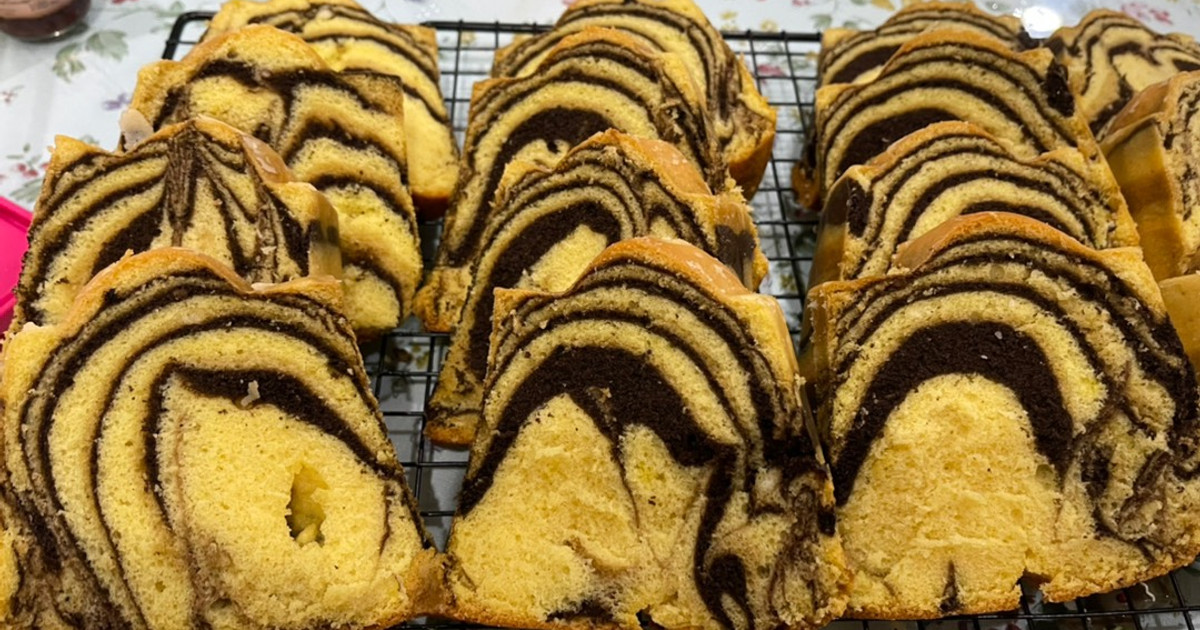 Resep Marmer Cake / Bolu Macan Putih Telur oleh shy_kitchen - Cookpad