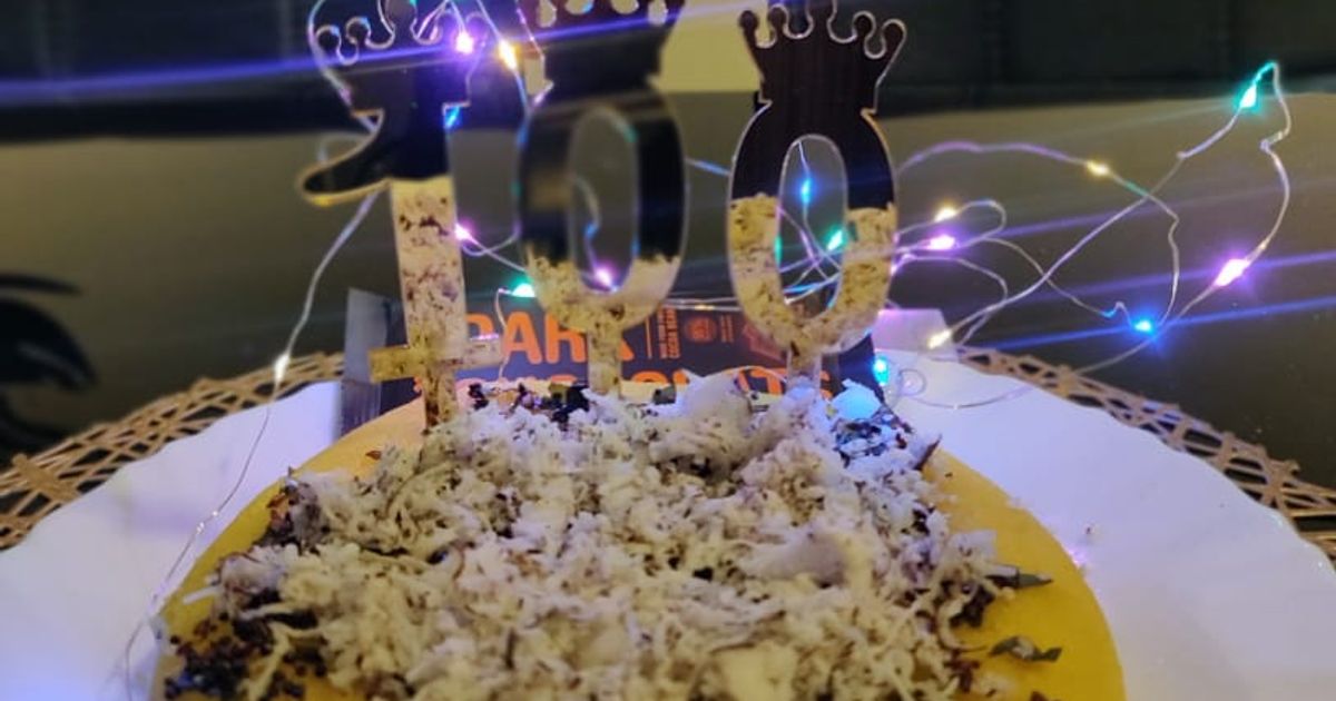 Masala Rava Dhokla Cake Recipe by Tamisra Adak - Cookpad