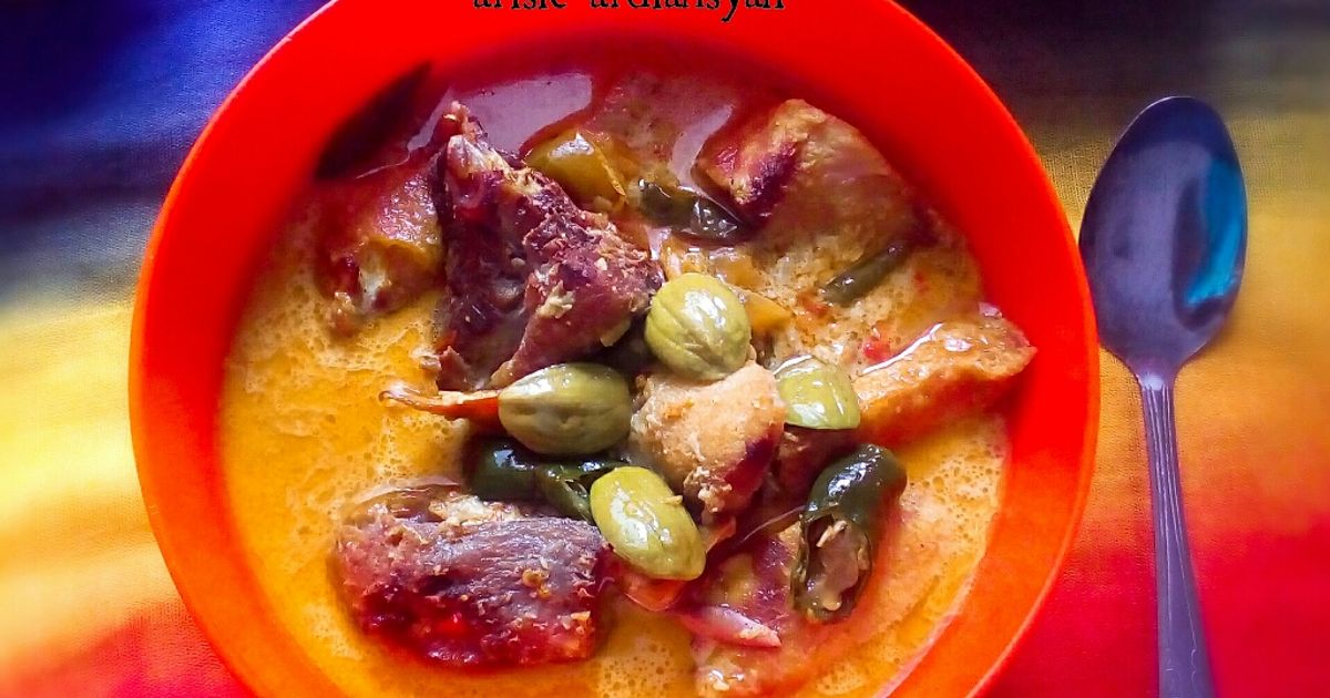 Resep Mangut Iwak Pe / Ikan Asap oleh arιѕιe ardιanѕyaн - Cookpad