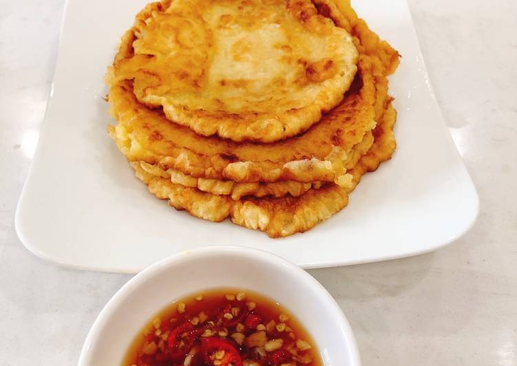 Cách Làm Món Bánh bột mì rán đây ạ của Nguyễn Thanh Thuỷ - Cookpad