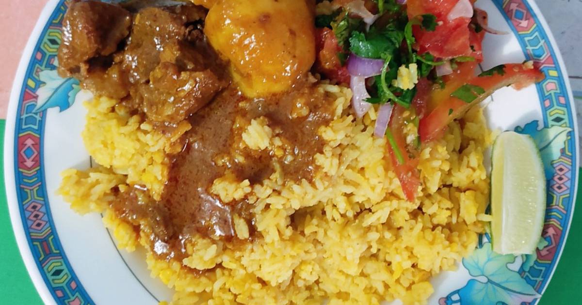 Maria Binte Shanta বানিয়েছেন ভাপা নরম খিচুড়ি ও গরুর মাংস 🙂- কুকপ্যাড