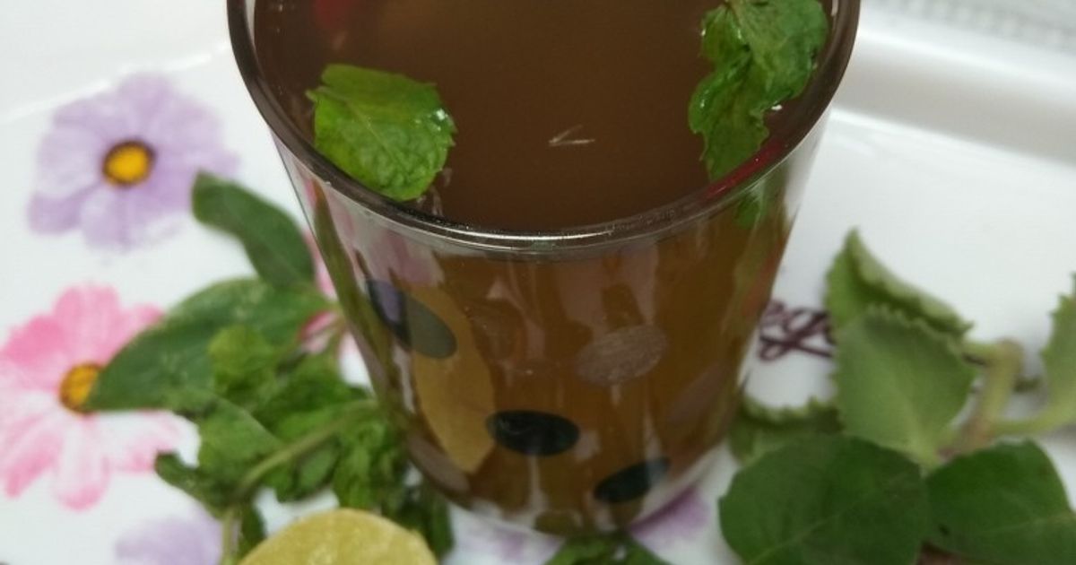 Herbal Tea Of Fresh Leaves Recipe By Sunita Mehta