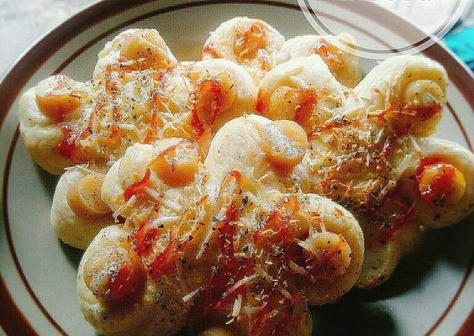 Resep Roti sosis (sausage flower bread) oleh Eni Fitriana - Cookpad