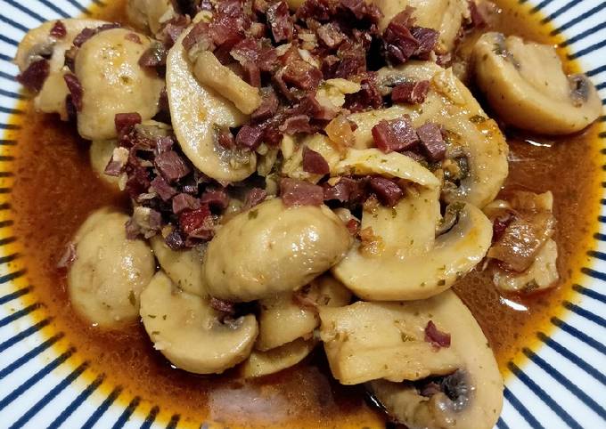 Champiñones al ajillo con jamón ibérico Receta de Tonysantos- Cookpad